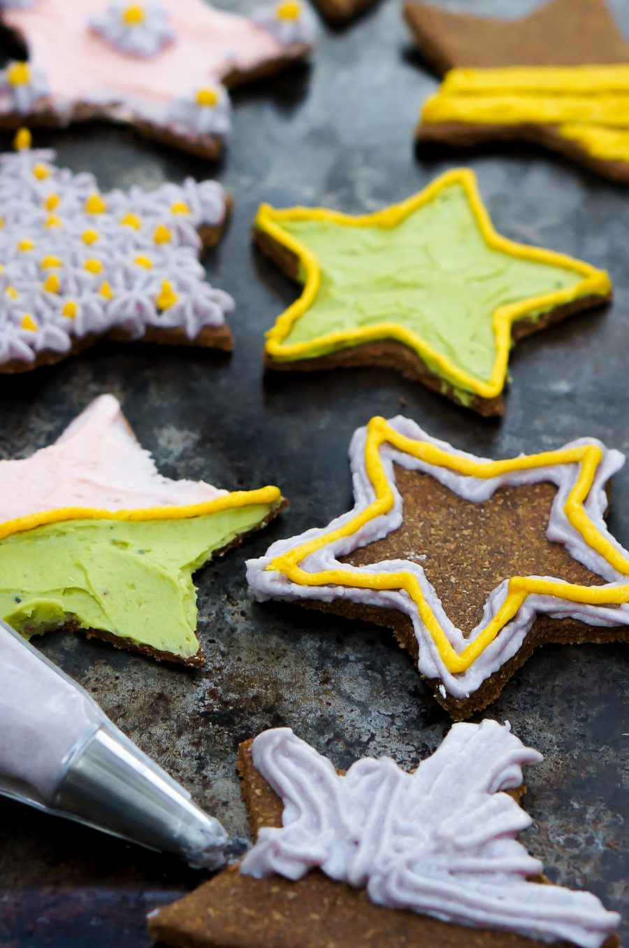 Healthy Gingerbread Cookies with Homemade Colored Frosting (Gluten Free ...